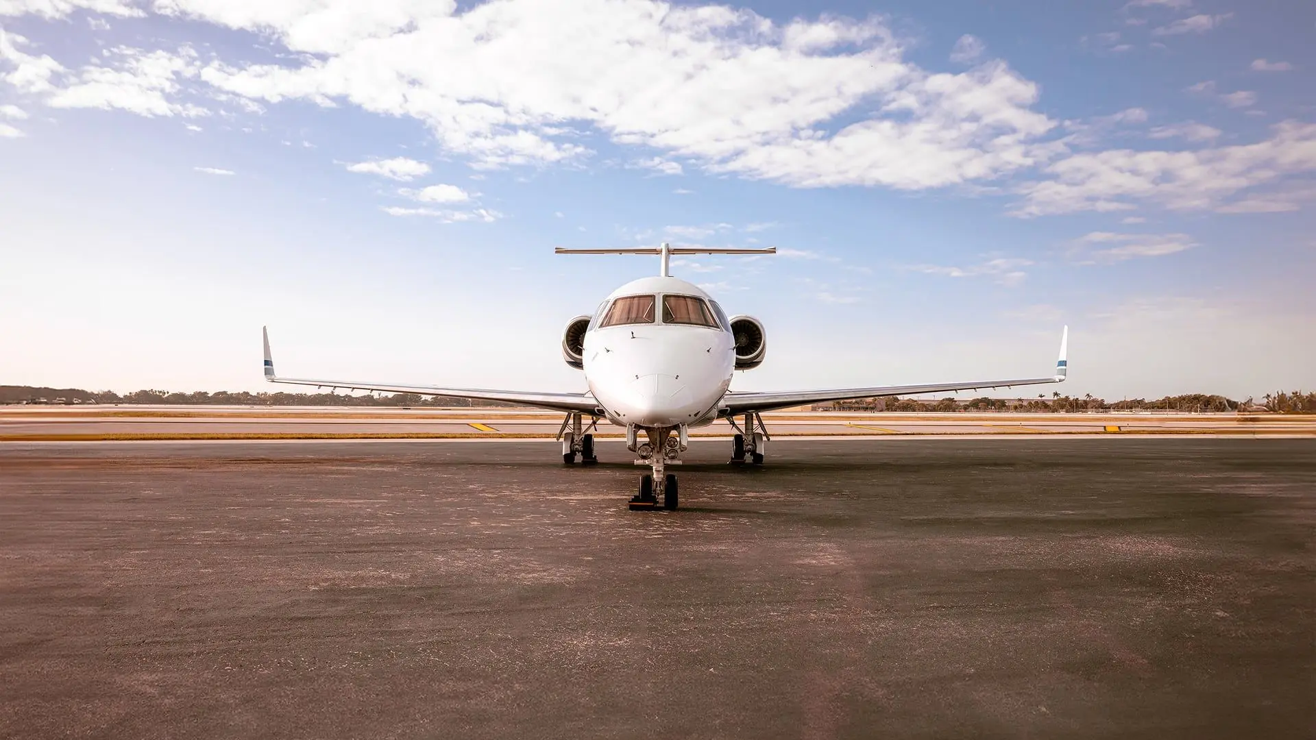 Jet Card Membership | Private Jet Card Comparison | Jets.com